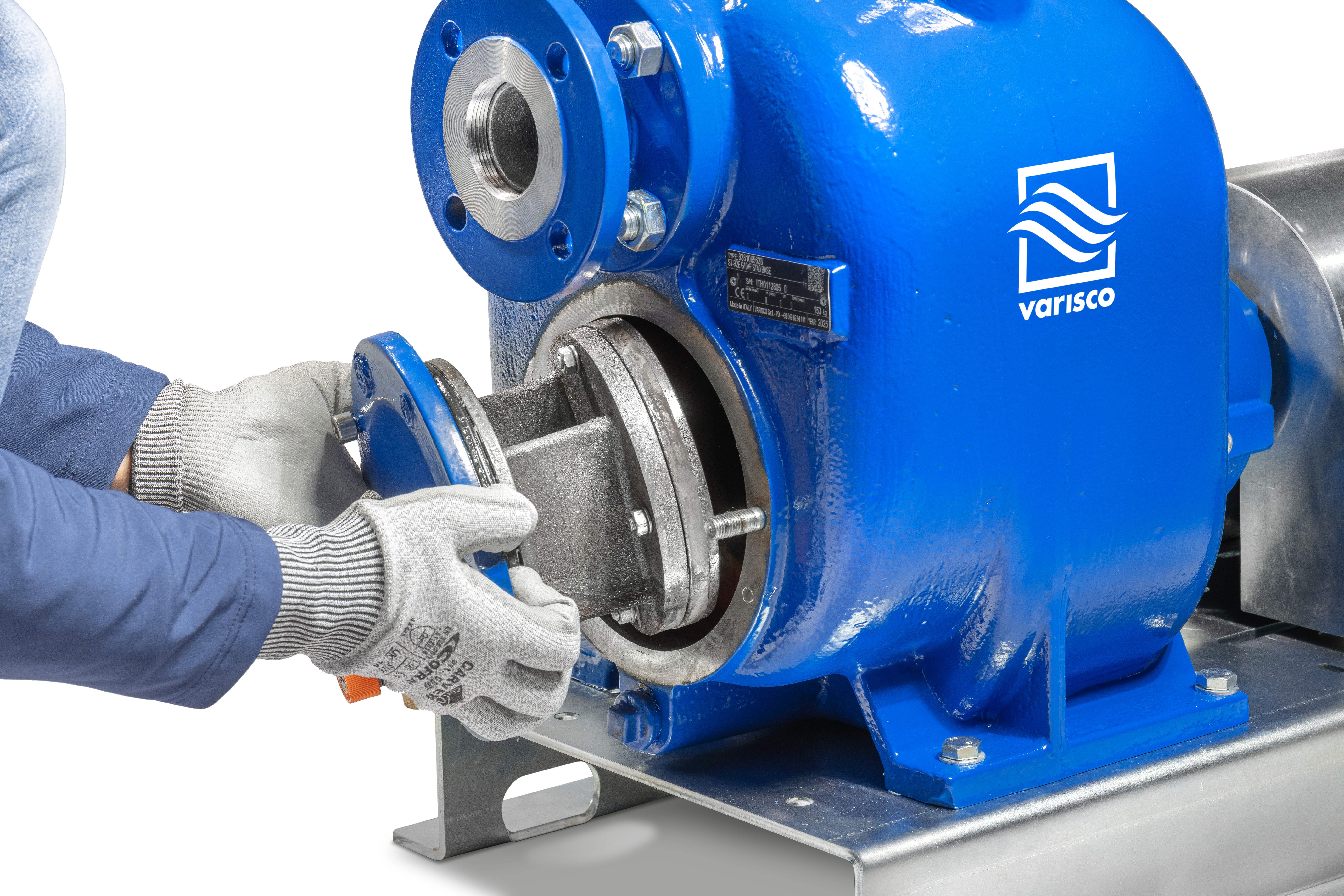Why self priming pumps are the right solution for dirty and complex liquids